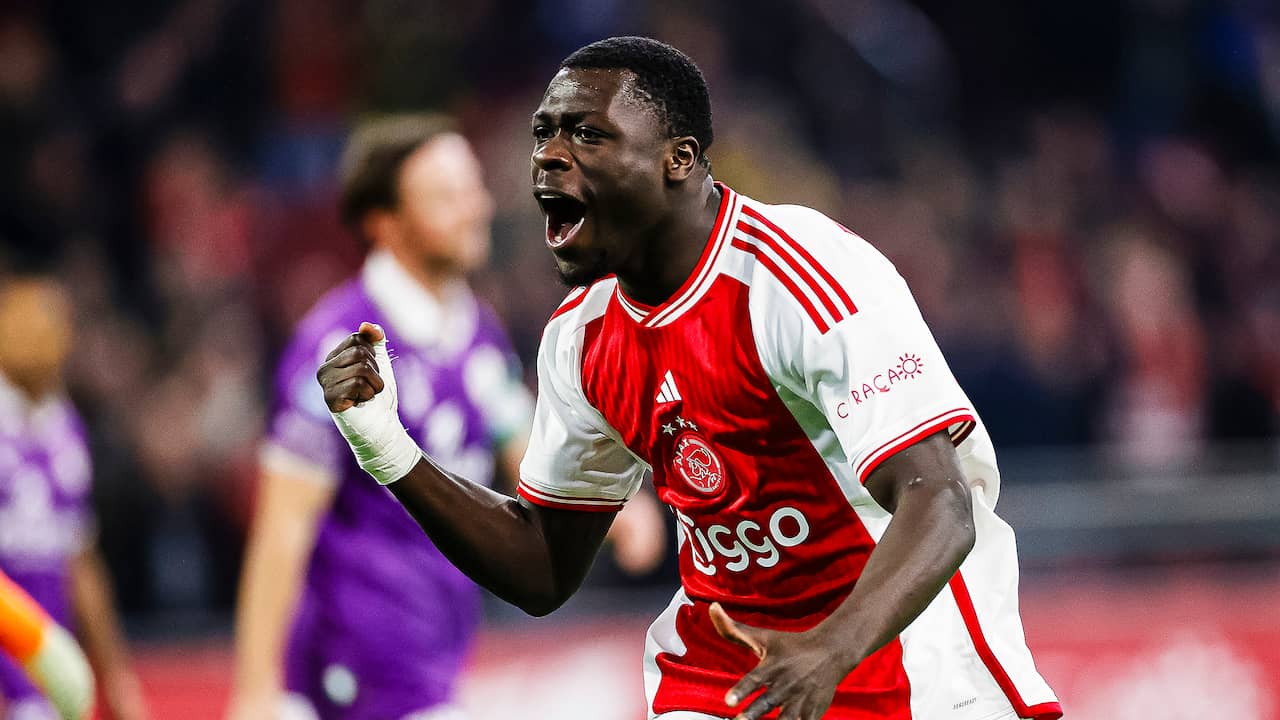 Ajax wint ook van Sparta en zet opmars voort naar vijfde plaats in Eredivisie | Voetbal | NU.nl