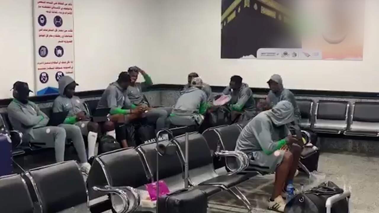 Libië Houdt Nigeriaans Voetbalteam Urenlang Vast Op Vliegveld Nu Nl