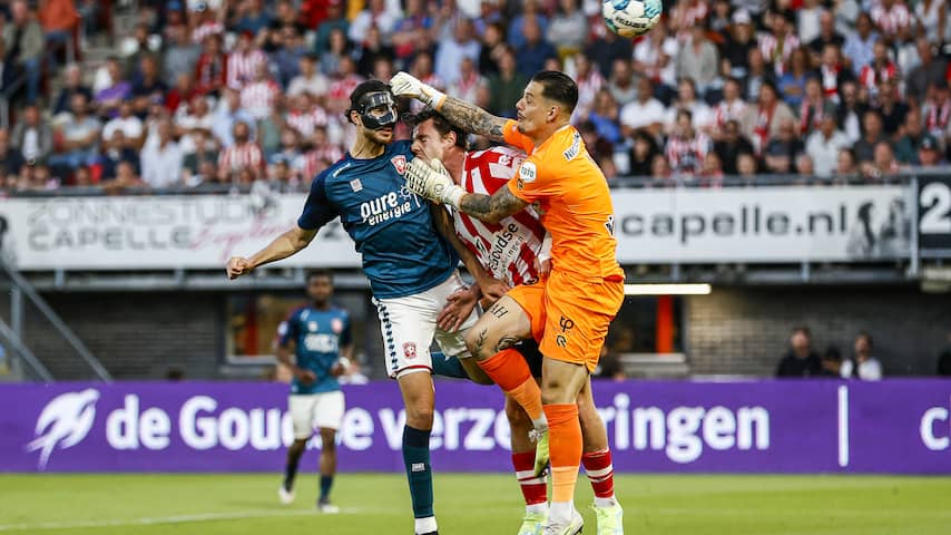 Fout doelman Olij kost Sparta zege op FC Twente in strijd om Europees ticket | Voetbal | NU.nl