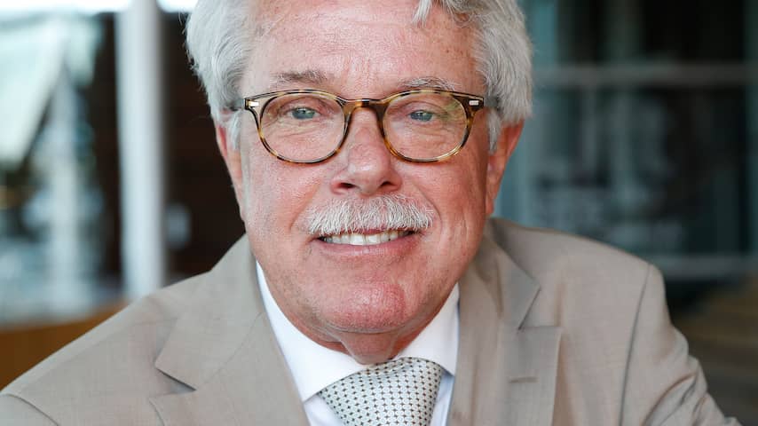 Mr. Frank Visser doet Uitspraak begint tweede seizoen met miljoen ...