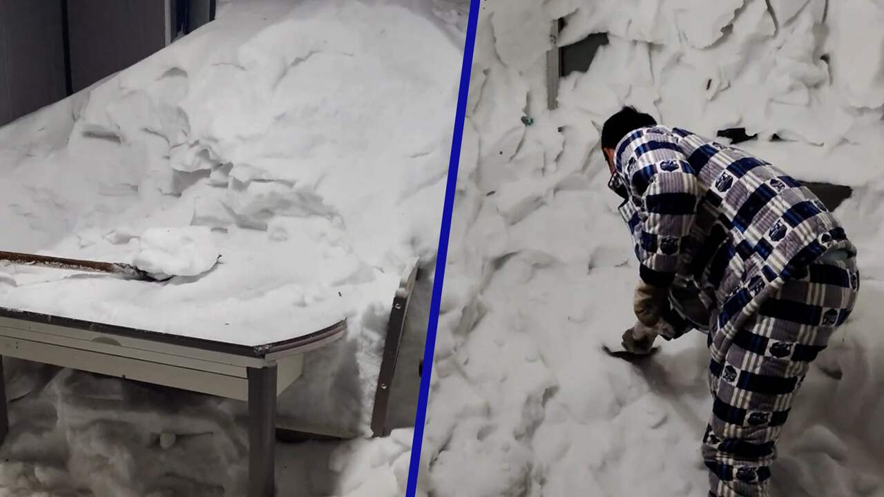 Huis in China bedolven onder sneeuw doordat raam openstond | NU.nl