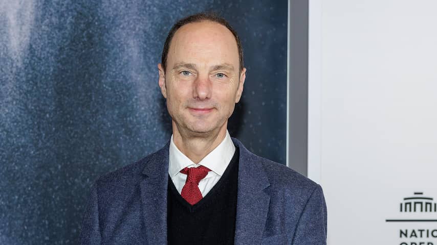 Thomas van Luyn volgt Ruud de Wild op als verteller in The Passion ...